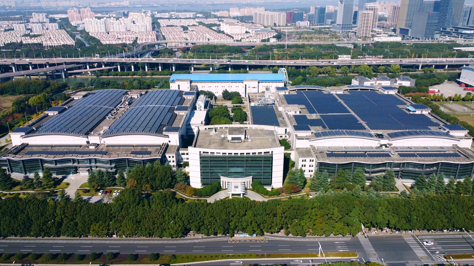 AUO Suzhou Fab Named Talent Lighthouse by World Economic Forum - AUO